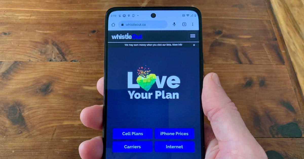 Motorola Edge (2022 gen.) Hands-On Review | WhistleOut